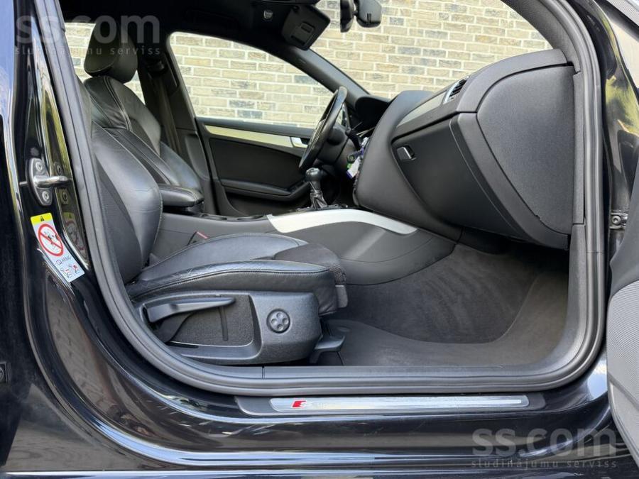 Black Audi A4 2009 in Tukums, with an engine capacity of 1.80 L and mileage of 173 thousand km for 6990 €, photo 22 on AUTOMOTO.COM.LV