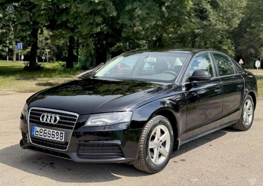 Melns Audi A4 2009 Viļņa, ar dzinēja tilpumu 2.00 L un nobraukumu 290 tūkst. km par 3000 €, foto 1 vietnē AUTOMOTO.COM.LV