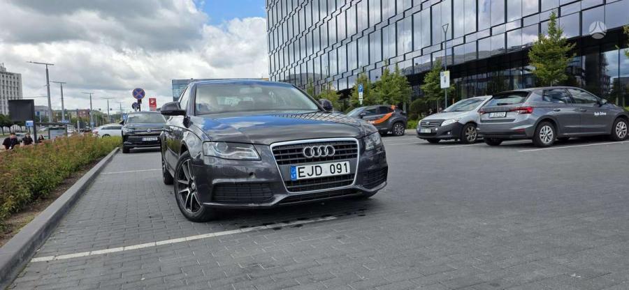 Black Audi A4 2009 in Vilnius, with an engine capacity of 1.80 L and mileage of 206 thousand km for 3200 €, photo 5 on AUTOMOTO.COM.LV