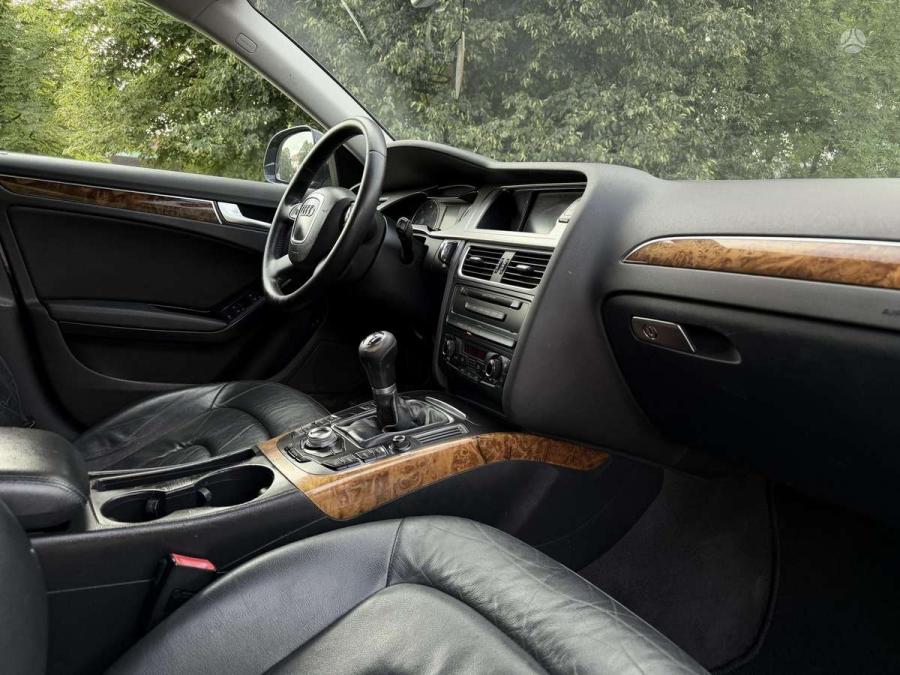 Melns Audi A4 2009 Kauņa, ar dzinēja tilpumu 1.97 L un nobraukumu 352 tūkst. km par 4800 €, foto 11 vietnē AUTOMOTO.COM.LV