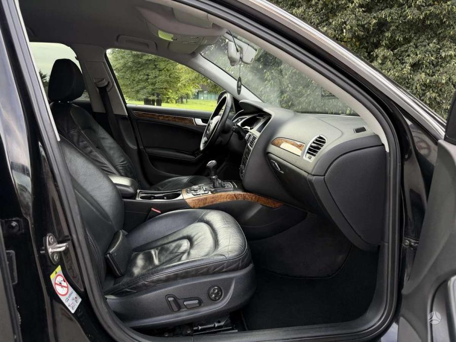 Melns Audi A4 2009 Kauņa, ar dzinēja tilpumu 1.97 L un nobraukumu 352 tūkst. km par 4800 €, foto 15 vietnē AUTOMOTO.COM.LV