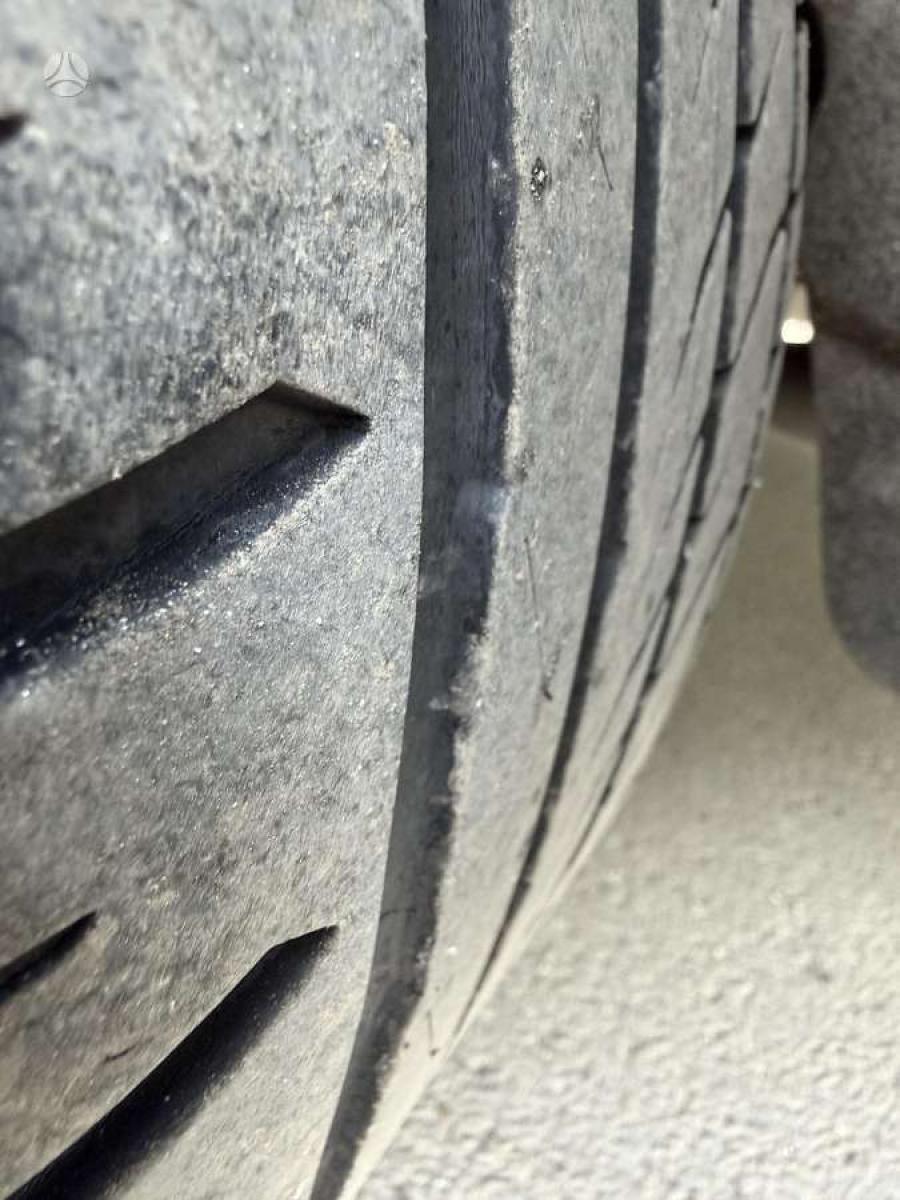 Melns Audi A4 2009 Kauņa, ar dzinēja tilpumu 1.97 L un nobraukumu 352 tūkst. km par 4800 €, foto 18 vietnē AUTOMOTO.COM.LV