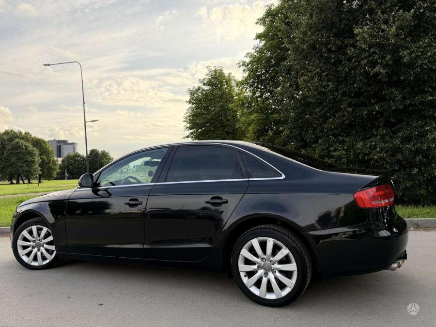 Melns Audi A4 2009 Kauņa, ar dzinēja tilpumu 1.97 L un nobraukumu 352 tūkst. km par 4800 €, foto 23 vietnē AUTOMOTO.COM.LV