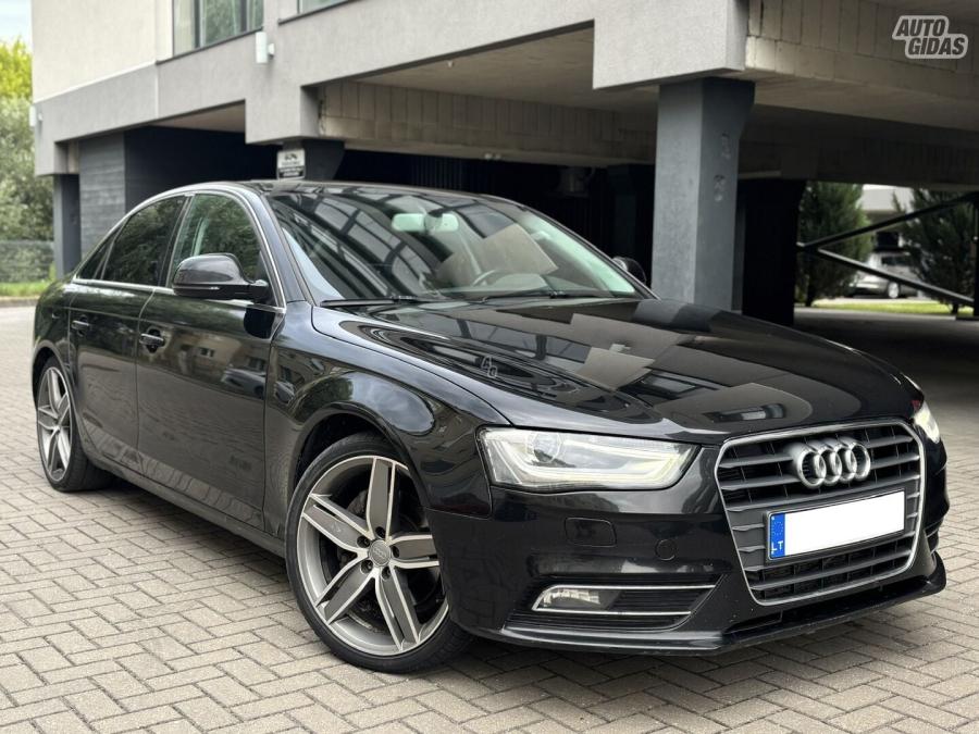 Black Audi A4 2009 in Kaunas, with an engine capacity of 2.00 L and mileage of 250 thousand km for 2750 €, photo 3 on AUTOMOTO.COM.LV