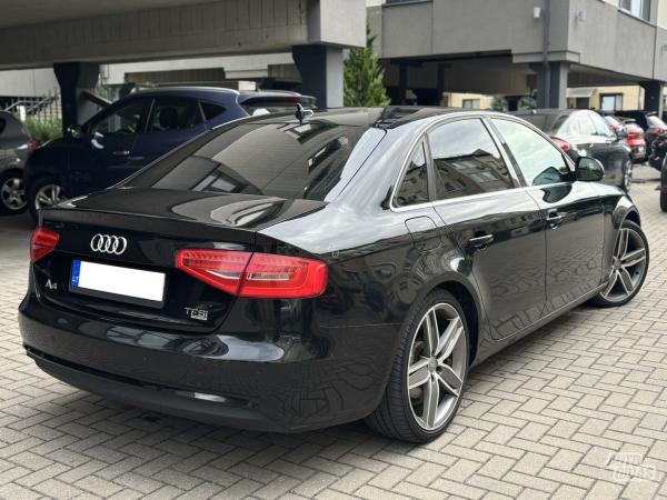 Black Audi A4 2009 in Kaunas, with an engine capacity of 2.00 L and mileage of 250 thousand km for 2750 €, photo 3 on AUTOMOTO.COM.LV