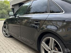Black Audi A4 2009 in Kaunas, with an engine capacity of 2.00 L and mileage of 250 thousand km for 2750 €, photo 12 on AUTOMOTO.COM.LV