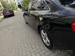 Black Audi A4 2009 in Riga, with an engine capacity of 2.00 L and mileage of 355 thousand km for 4990 €, photo 6 on AUTOMOTO.COM.LV