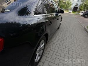 Black Audi A4 2009 in Riga, with an engine capacity of 2.00 L and mileage of 355 thousand km for 4990 €, photo 7 on AUTOMOTO.COM.LV