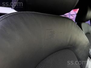 Black Audi A4 2009 in Riga, with an engine capacity of 2.00 L and mileage of 355 thousand km for 4990 €, photo 13 on AUTOMOTO.COM.LV