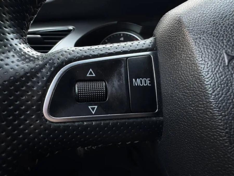 Black Audi A4 2009 in Riga, with an engine capacity of 2.00 L and mileage of 355 thousand km for 4990 €, photo 21 on AUTOMOTO.COM.LV