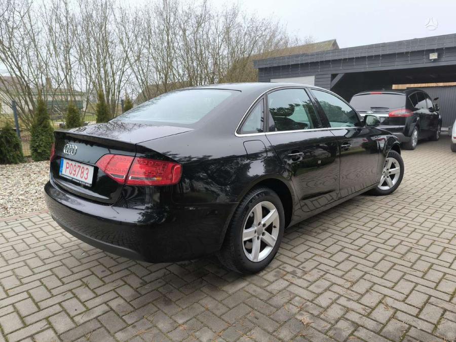 Melns Audi A4 2010 Druskininkai, ar dzinēja tilpumu 2.00 L un nobraukumu 279 tūkst. km par 4990 €, foto 5 vietnē AUTOMOTO.COM.LV