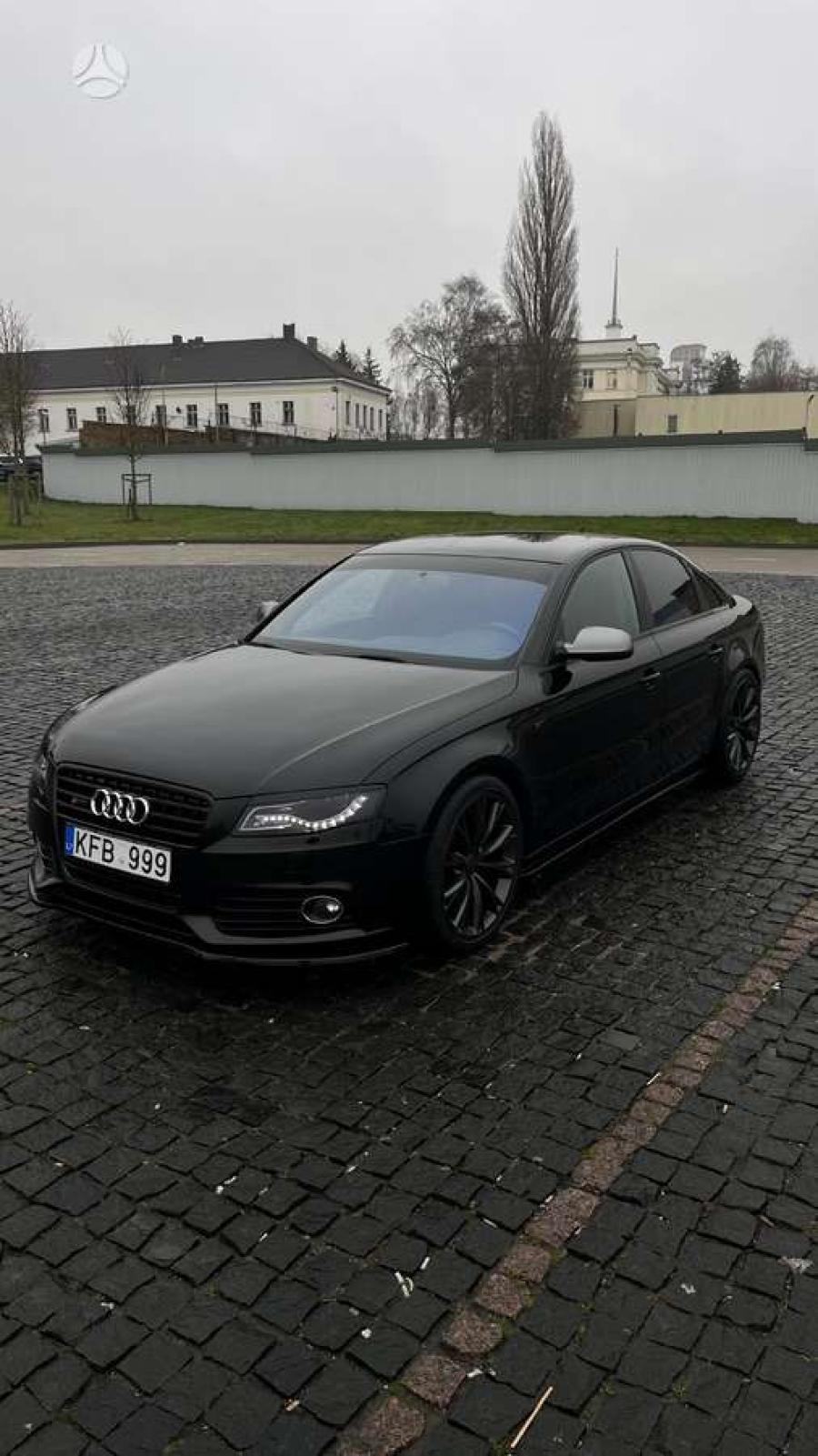 Black Audi A4 2010 in Vilnius, with an engine capacity of 2.70 L and mileage of 311 thousand km for 10700 €, photo 1 on AUTOMOTO.COM.LV