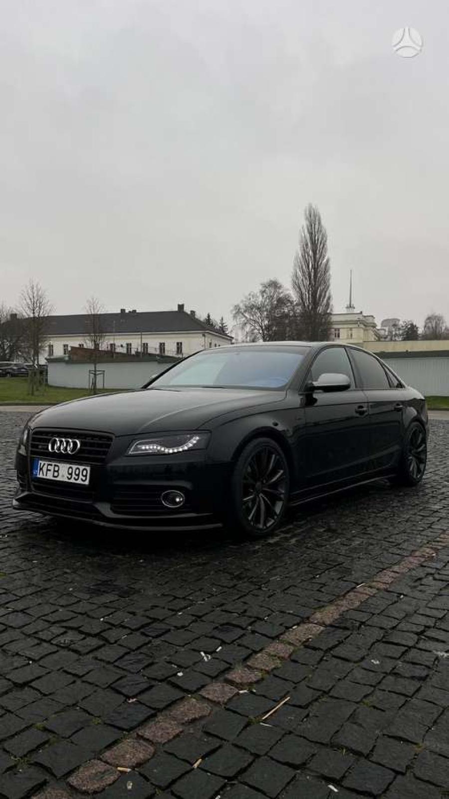 Black Audi A4 2010 in Vilnius, with an engine capacity of 2.70 L and mileage of 311 thousand km for 10700 €, photo 3 on AUTOMOTO.COM.LV