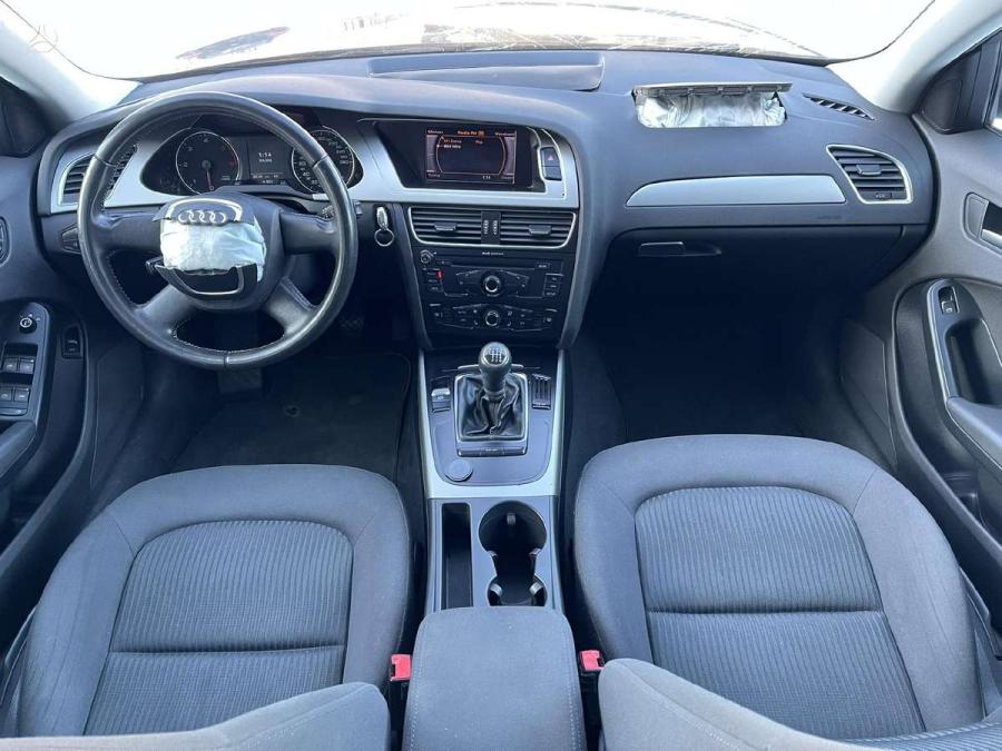 Melns Audi A4 2010 Klaipėda, ar dzinēja tilpumu 1.97 L un nobraukumu 382 tūkst. km par 2200 €, foto 13 vietnē AUTOMOTO.COM.LV