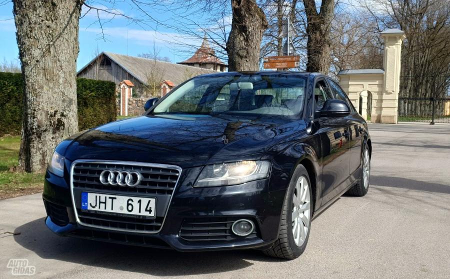 Black Audi A4 2010 in Vilnius, with an engine capacity of 2.00 L and mileage of 320 thousand km for 3200 €, photo 5 on AUTOMOTO.COM.LV
