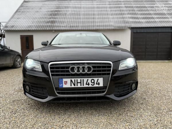 Melns Audi A4 2010 Panevēža, ar dzinēja tilpumu 2.00 L un nobraukumu 300 tūkst. km par 6200 €, foto 2 vietnē AUTOMOTO.COM.LV