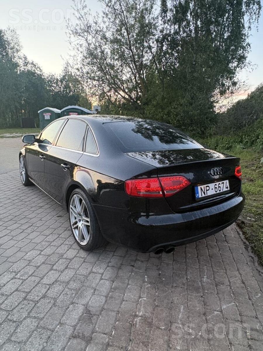 Black Audi A4 2010 in Riga, with an engine capacity of 2.00 L and mileage of 273 thousand km for 5350 €, photo 3 on AUTOMOTO.COM.LV