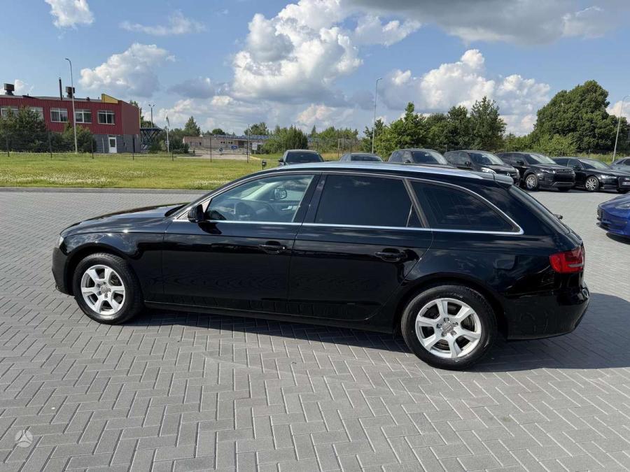 Melns Audi A4 2010 Telšiai, ar dzinēja tilpumu 1.97 L un nobraukumu 245 tūkst. km par 5300 €, foto 4 vietnē AUTOMOTO.COM.LV