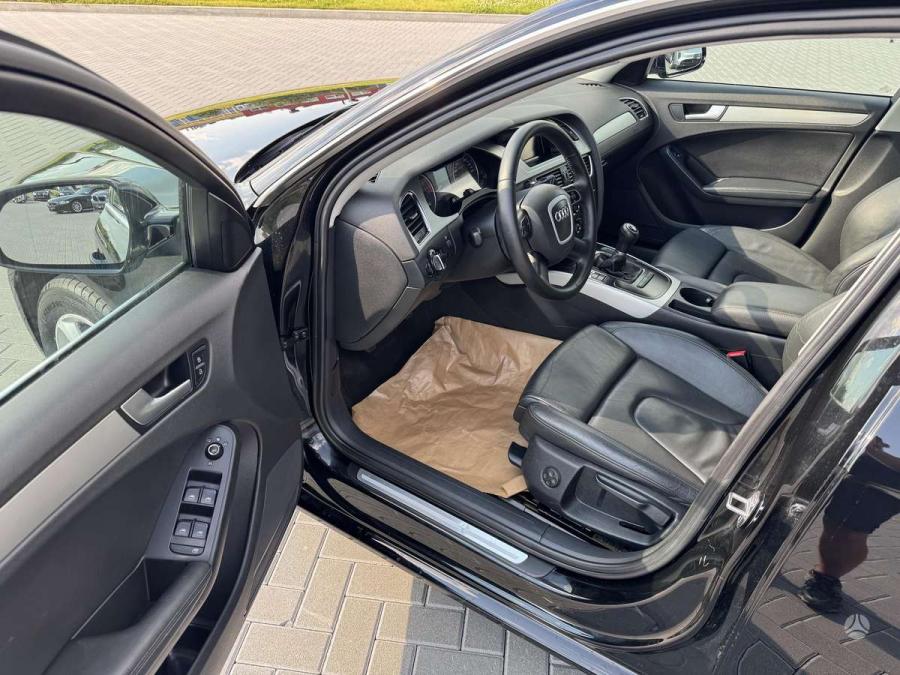 Melns Audi A4 2010 Telšiai, ar dzinēja tilpumu 1.97 L un nobraukumu 245 tūkst. km par 5300 €, foto 14 vietnē AUTOMOTO.COM.LV