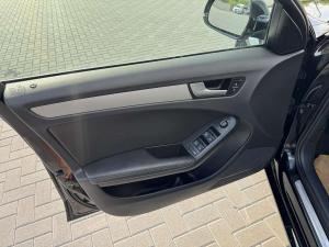 Melns Audi A4 2010 Telšiai, ar dzinēja tilpumu 1.97 L un nobraukumu 245 tūkst. km par 5300 €, foto 17 vietnē AUTOMOTO.COM.LV