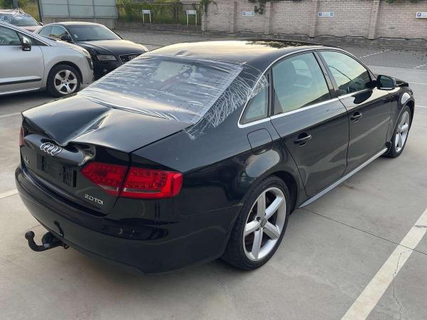Melns Audi A4 2010 Klaipėda, ar dzinēja tilpumu 1.97 L un nobraukumu 382 tūkst. km par 2100 €, foto 5 vietnē AUTOMOTO.COM.LV