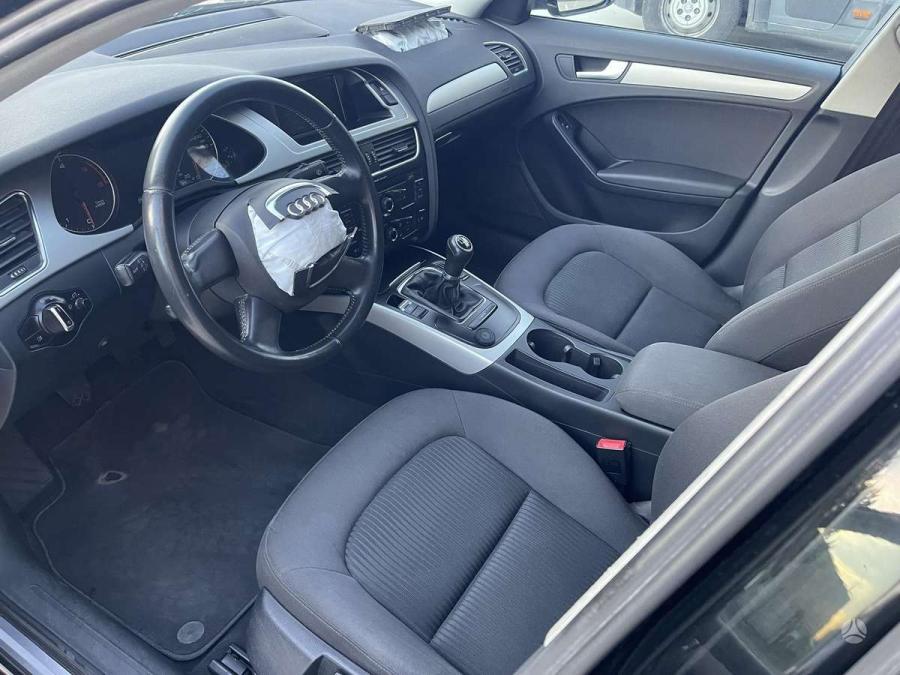 Black Audi A4 2010 in Klaipeda, with an engine capacity of 1.97 L and mileage of 382 thousand km for 2100 €, photo 16 on AUTOMOTO.COM.LV