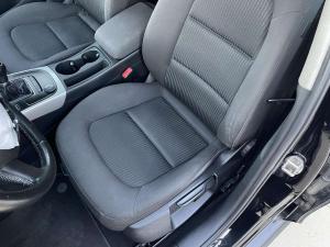 Black Audi A4 2010 in Klaipeda, with an engine capacity of 1.97 L and mileage of 382 thousand km for 2100 €, photo 17 on AUTOMOTO.COM.LV