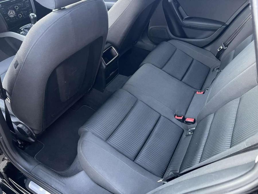 Black Audi A4 2010 in Klaipeda, with an engine capacity of 1.97 L and mileage of 382 thousand km for 2100 €, photo 23 on AUTOMOTO.COM.LV