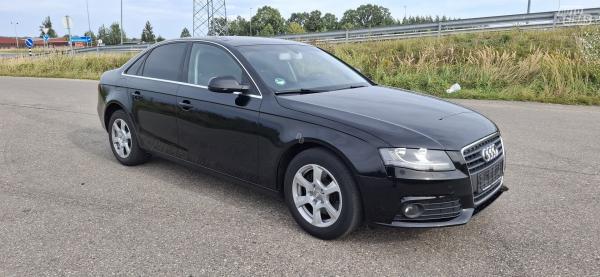 Audi A4 2010 in Marijampole on AUTOMOTO.COM.LV Black Audi A4 2010 in Marijampole, with an engine capacity of 1.80 L and mileage of 94 thousand km for 5600 €, photo 3 on AUTOMOTO.COM.LV