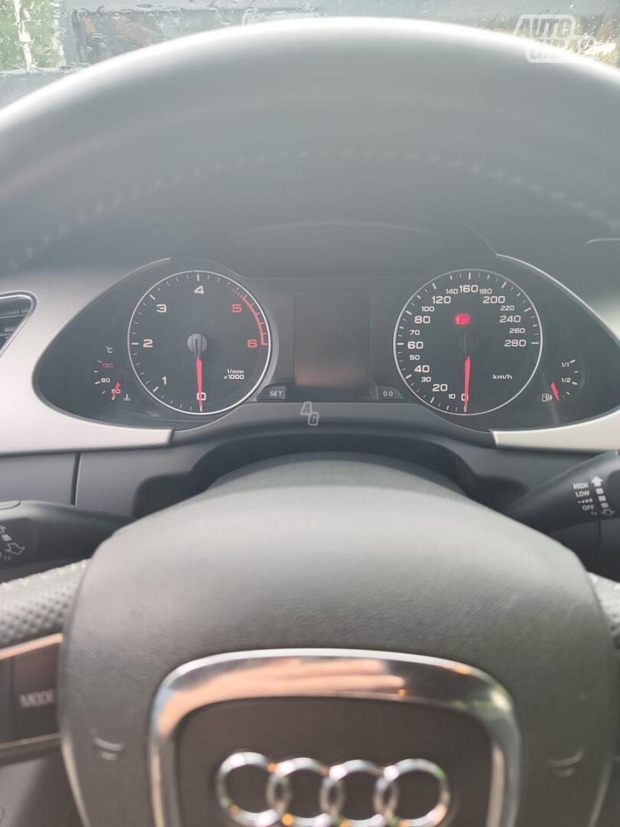 Melns Audi A4 2010 Kauņa, ar dzinēja tilpumu 2.00 L un nobraukumu 330 tūkst. km par 5300 €, foto 16 vietnē AUTOMOTO.COM.LV