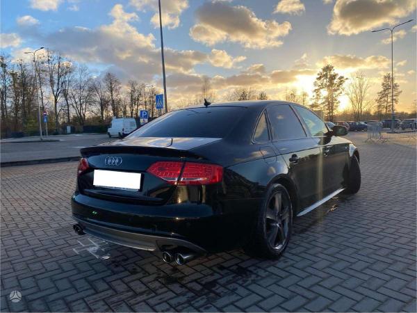 Melns Audi A4 2011 Druskininkai, ar dzinēja tilpumu 1.80 L un nobraukumu 172 tūkst. km par 6400 €, foto 8 vietnē AUTOMOTO.COM.LV