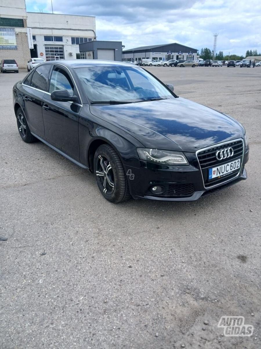 Melns Audi A4 2011 Panevēža, ar dzinēja tilpumu 2.00 L un nobraukumu 230 tūkst. km par 5100 €, foto 3 vietnē AUTOMOTO.COM.LV