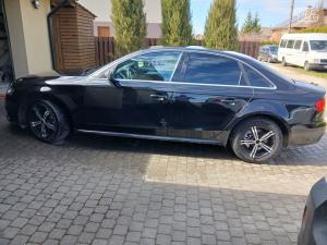 Melns Audi A4 2011 Panevēža, ar dzinēja tilpumu 2.00 L un nobraukumu 230 tūkst. km par 5100 €, foto 6 vietnē AUTOMOTO.COM.LV