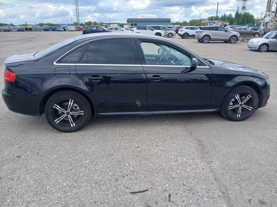 Melns Audi A4 2011 Panevēža, ar dzinēja tilpumu 2.00 L un nobraukumu 230 tūkst. km par 5100 €, foto 10 vietnē AUTOMOTO.COM.LV
