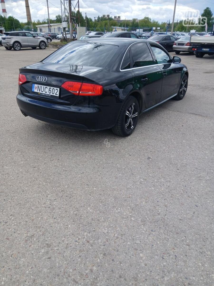 Melns Audi A4 2011 Panevēža, ar dzinēja tilpumu 2.00 L un nobraukumu 230 tūkst. km par 5100 €, foto 11 vietnē AUTOMOTO.COM.LV