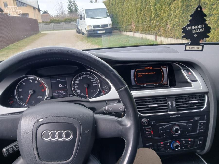 Melns Audi A4 2011 Panevēža, ar dzinēja tilpumu 2.00 L un nobraukumu 230 tūkst. km par 5100 €, foto 12 vietnē AUTOMOTO.COM.LV