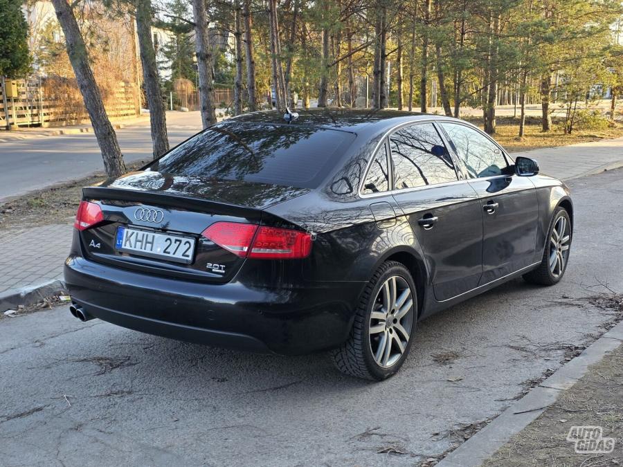 Black Audi A4 2011 in Vilnius, with an engine capacity of 2.00 L and mileage of 175 thousand km for 6450 €, photo 1 on AUTOMOTO.COM.LV