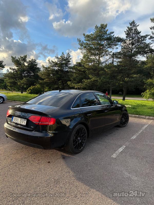 Melns Audi A4 2011 Tallina, ar dzinēja tilpumu 2.00 L un nobraukumu 322 tūkst. km par 6200 €, foto 4 vietnē AUTOMOTO.COM.LV