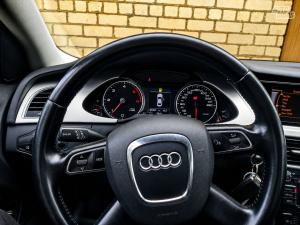 Melns Audi A4 2011 Kauņa, ar dzinēja tilpumu 2.00 L un nobraukumu 265 tūkst. km par 4000 €, foto 10 vietnē AUTOMOTO.COM.LV