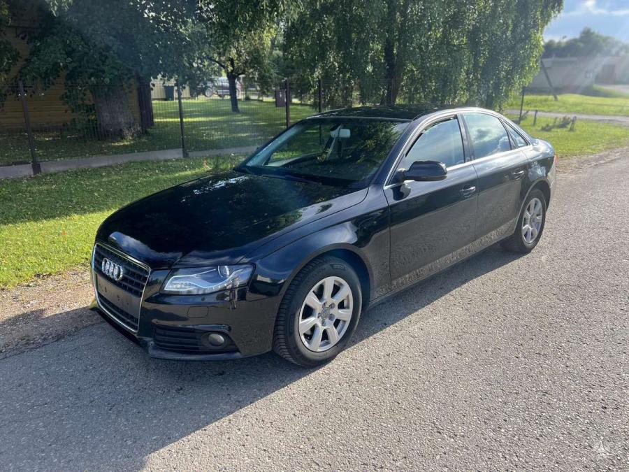 Black Audi A4 2011 in Utena, with an engine capacity of 2.00 L and mileage of 270 thousand km for 5850 €, photo 10 on AUTOMOTO.COM.LV