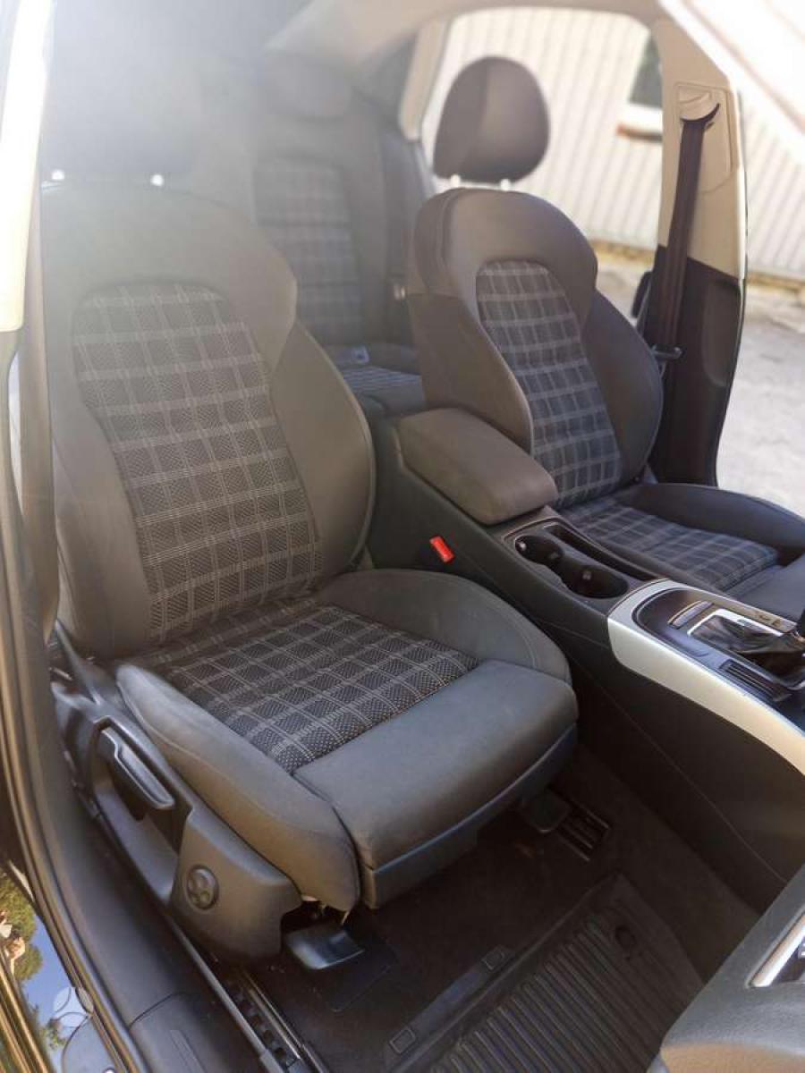Black Audi A4 2011 in Vilnius, with an engine capacity of 1.97 L and mileage of 299 thousand km for 6300 €, photo 12 on AUTOMOTO.COM.LV