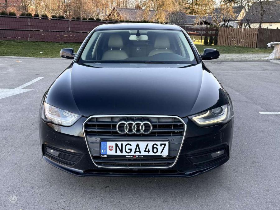 Black Audi A4 2012 in Telschi, with an engine capacity of 1.97 L and mileage of 300 thousand km for 8100 €, photo 2 on AUTOMOTO.COM.LV