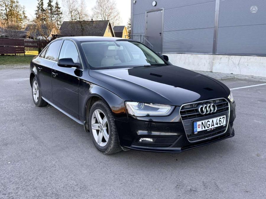 Black Audi A4 2012 in Telschi, with an engine capacity of 1.97 L and mileage of 300 thousand km for 8100 €, photo 3 on AUTOMOTO.COM.LV