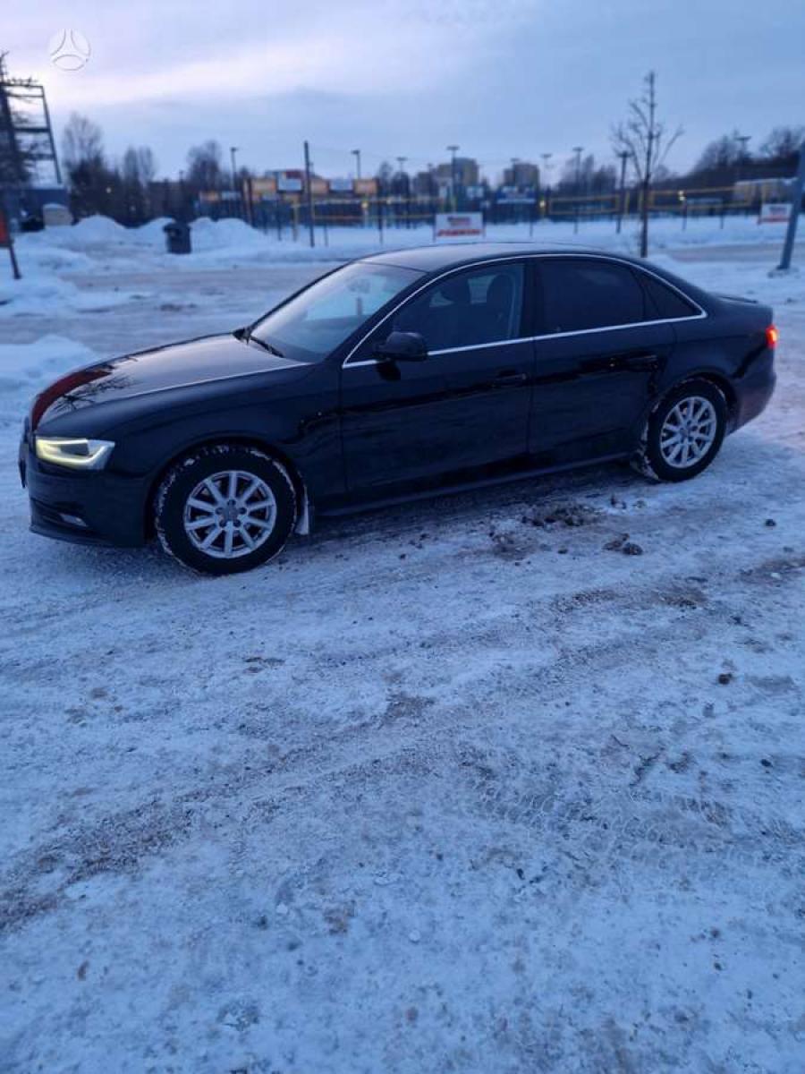 Melns Audi A4 2012 Panevēža, ar dzinēja tilpumu 1.80 L un nobraukumu 309 tūkst. km par 5500 €, foto 4 vietnē AUTOMOTO.COM.LV