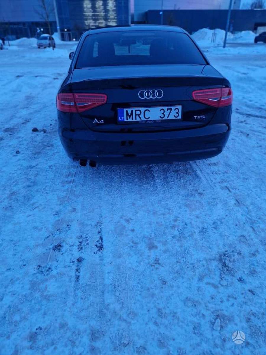 Melns Audi A4 2012 Panevēža, ar dzinēja tilpumu 1.80 L un nobraukumu 309 tūkst. km par 5500 €, foto 7 vietnē AUTOMOTO.COM.LV