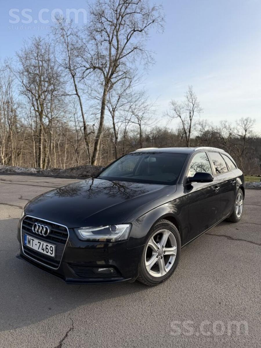 Melns Audi A4 2012 Rīga, ar dzinēja tilpumu 2.00 L un nobraukumu 289 tūkst. km par 7500 €, foto 1 vietnē AUTOMOTO.COM.LV
