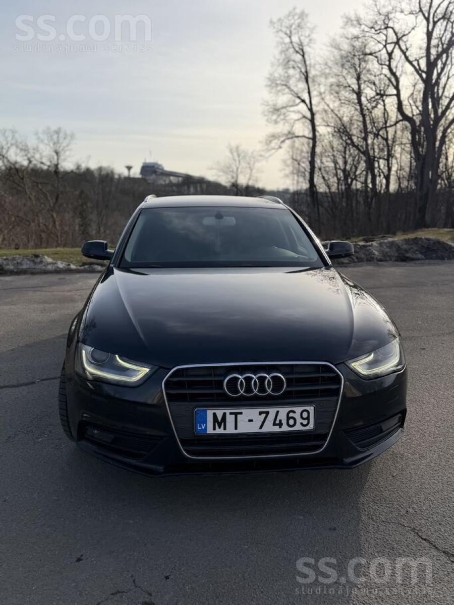 Melns Audi A4 2012 Rīga, ar dzinēja tilpumu 2.00 L un nobraukumu 289 tūkst. km par 7500 €, foto 2 vietnē AUTOMOTO.COM.LV