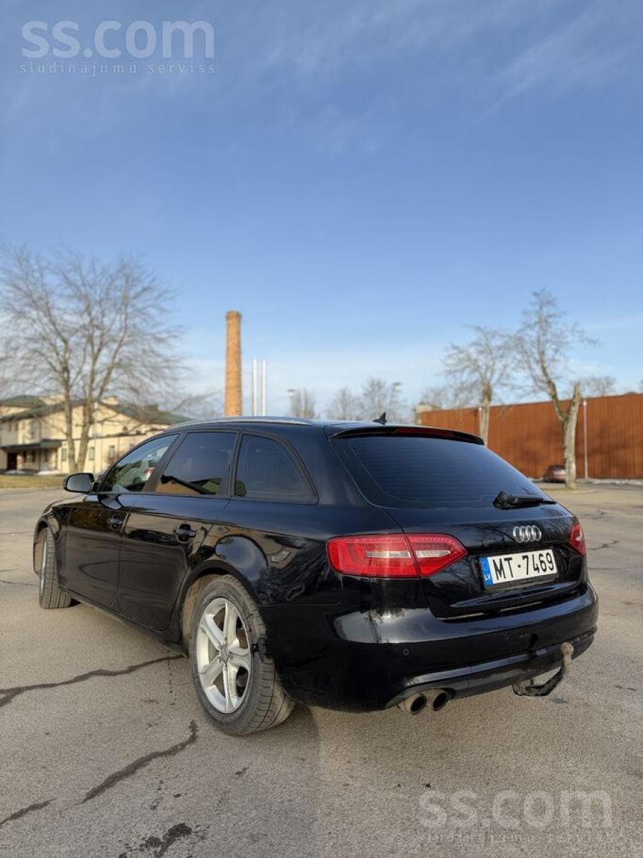 Melns Audi A4 2012 Rīga, ar dzinēja tilpumu 2.00 L un nobraukumu 289 tūkst. km par 7500 €, foto 4 vietnē AUTOMOTO.COM.LV