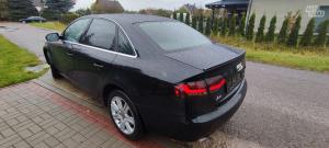 Black Audi A4 2012 in Kaunas, with an engine capacity of 2.70 L and mileage of 270 thousand km for 5650 €, photo 3 on AUTOMOTO.COM.LV