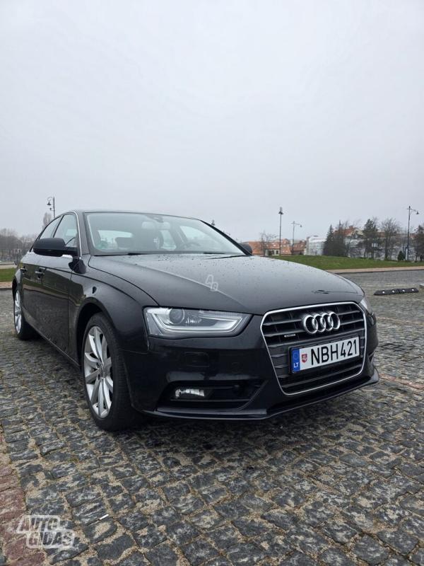 Black Audi A4 2012 in Klaipeda, with an engine capacity of 3.00 L and mileage of 277 thousand km for 8500 €, photo 2 on AUTOMOTO.COM.LV